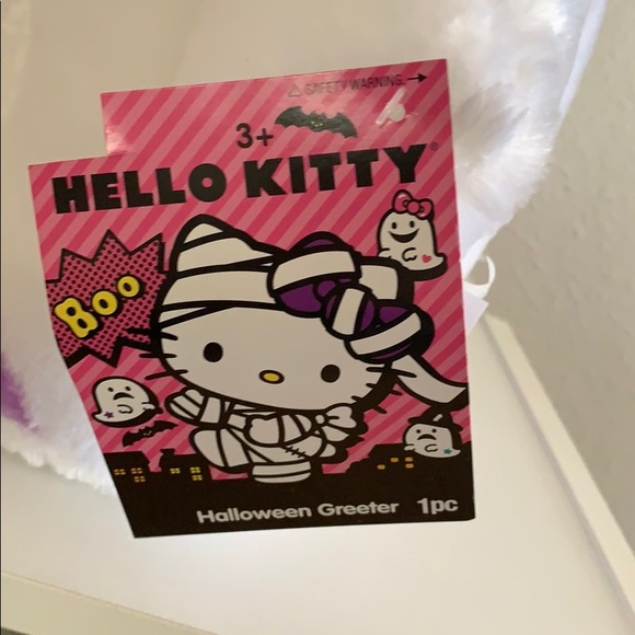 Hello Kitty | Other | Hello Kitty White Unicorn 2 Halloween Greeter ...